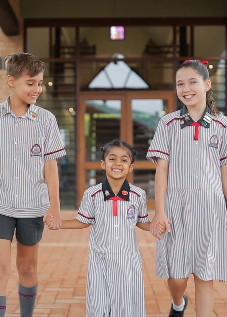 Home [stjohnsanglicancollege.youtour.com.au]